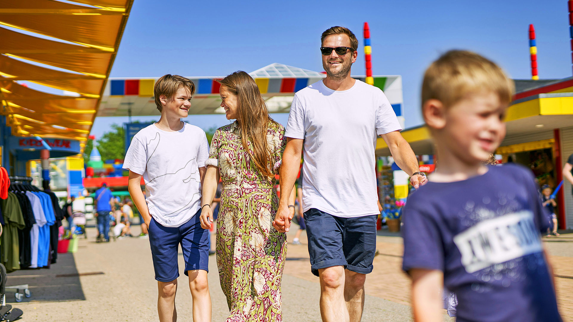 Find your way to LEGOLAND®